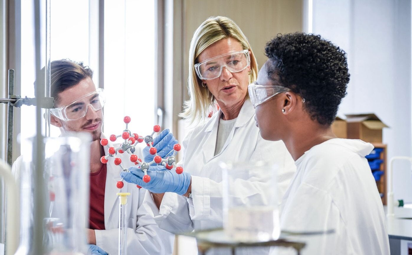 Introduction to Laboratory and Scientific Methodology Course - UCLA ...